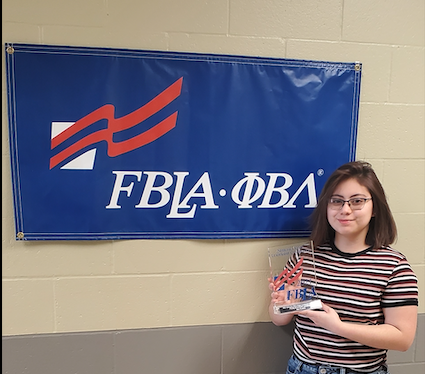 Four CHS FBLA Students Qualify For Nationals | Columbus High School